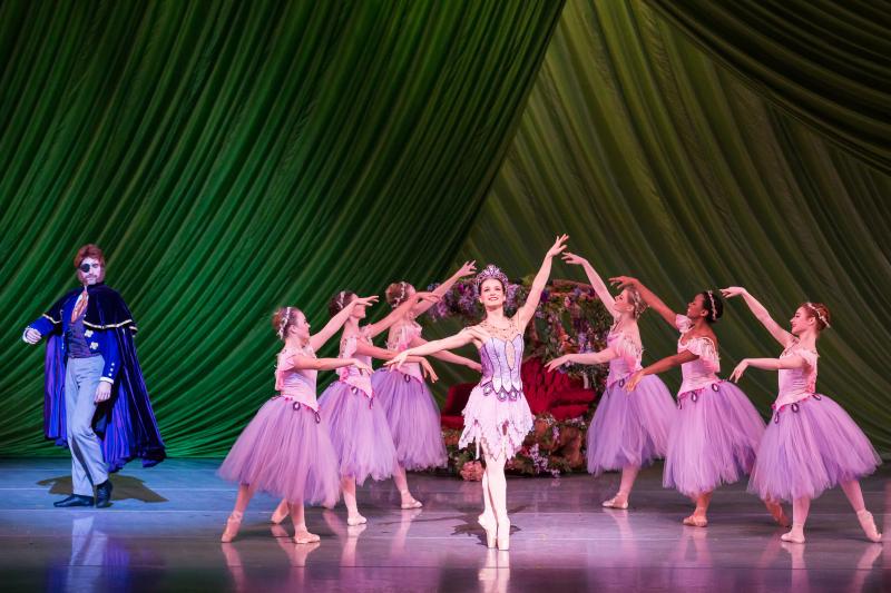 Review: After 10 Years, Nashville Ballet's NASHVILLE'S NUTCRACKER Dazzles and Delights